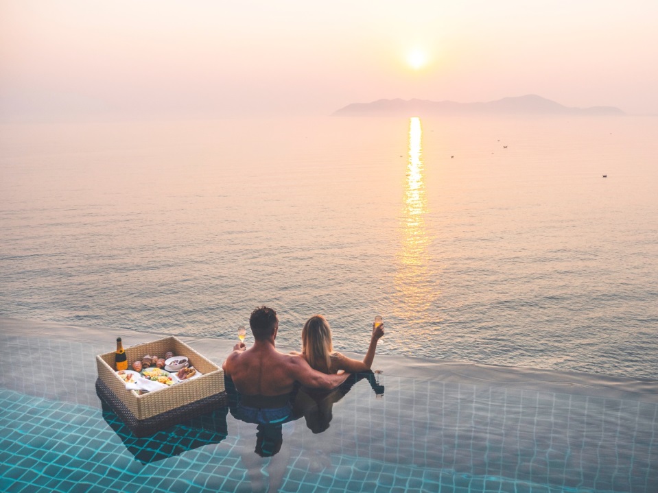 Forget Breakfast in Bed - Banyan Tree Lăng Cô Launches Floating ...